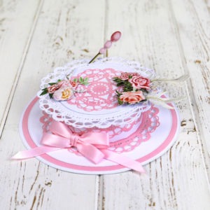 Hat Box Easel Die Set – Tattered Lace