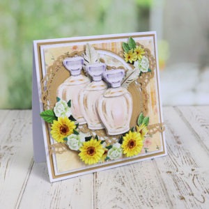 Hat Box Easel Die Set – Tattered Lace